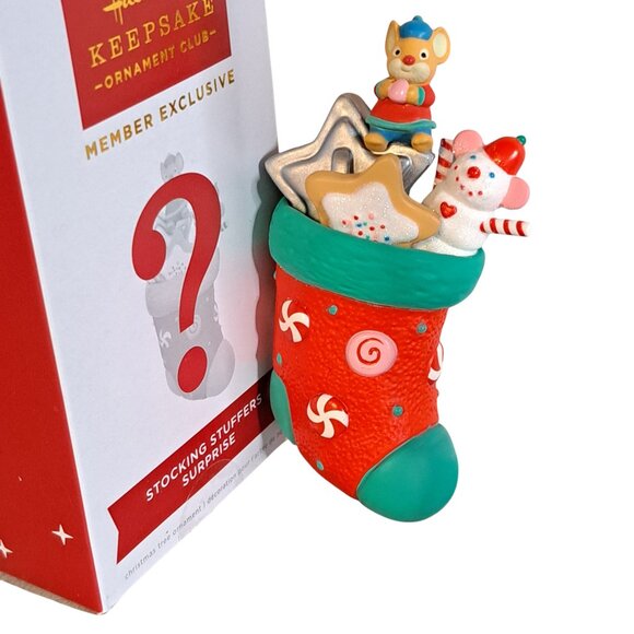 Hallmark | Holiday | Hallmark 223 Stocking Stuffers Surprise Red ...